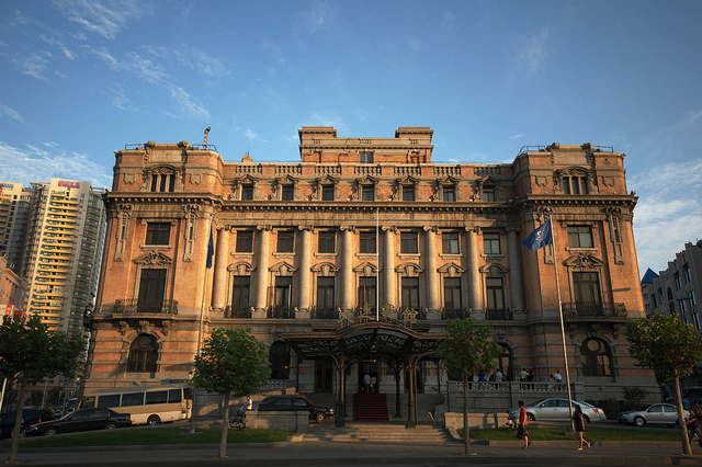 dalian castle hotel – Aussie on the Road